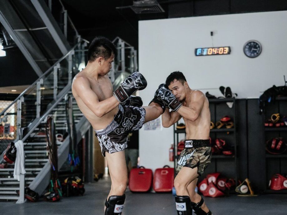 4 Reasons Why You Need To Be Sparring | Evolve Daily