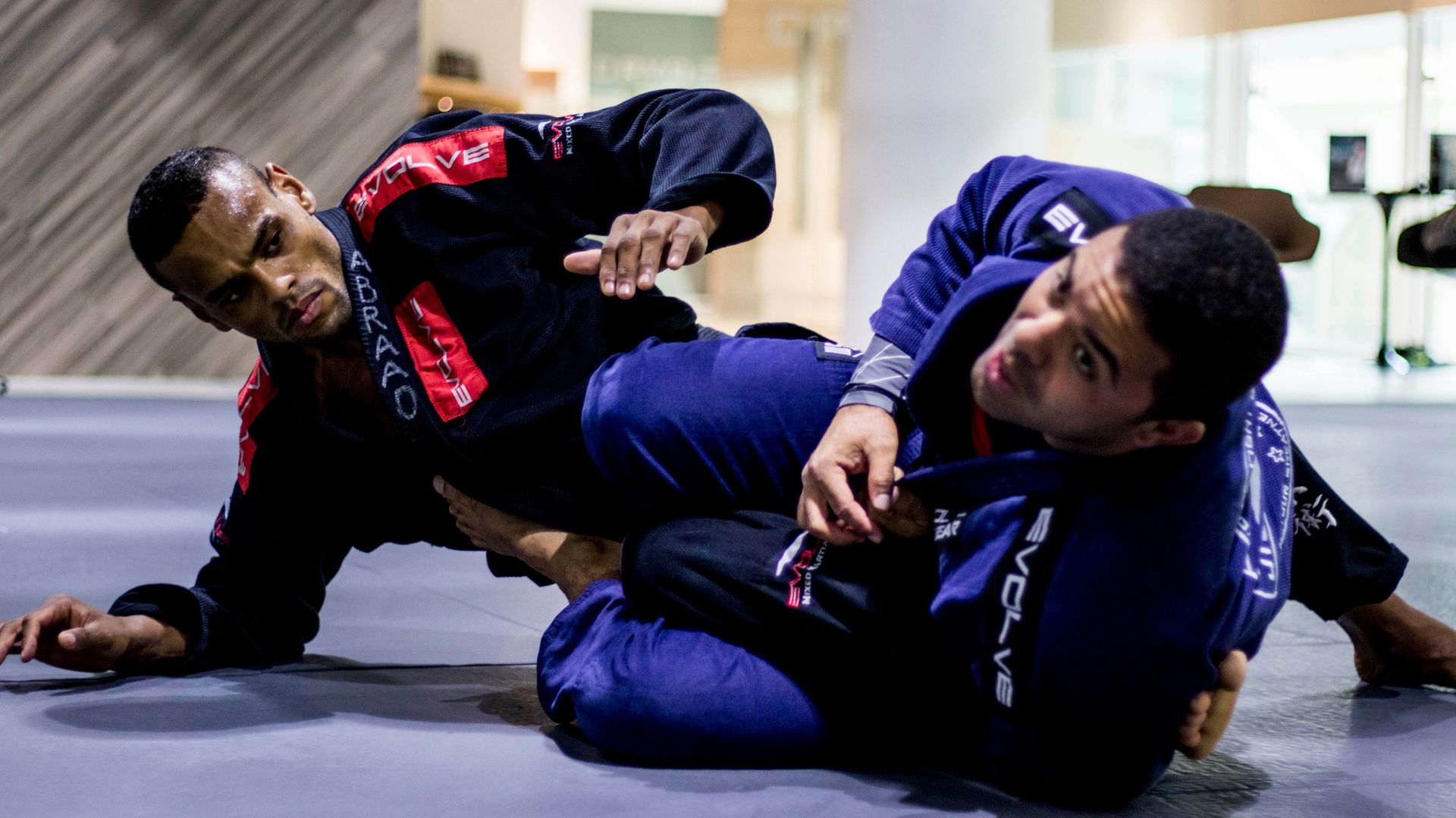 Here's Why Daniel Cormier Is The Greatest 2-Division Champion In UFC ...