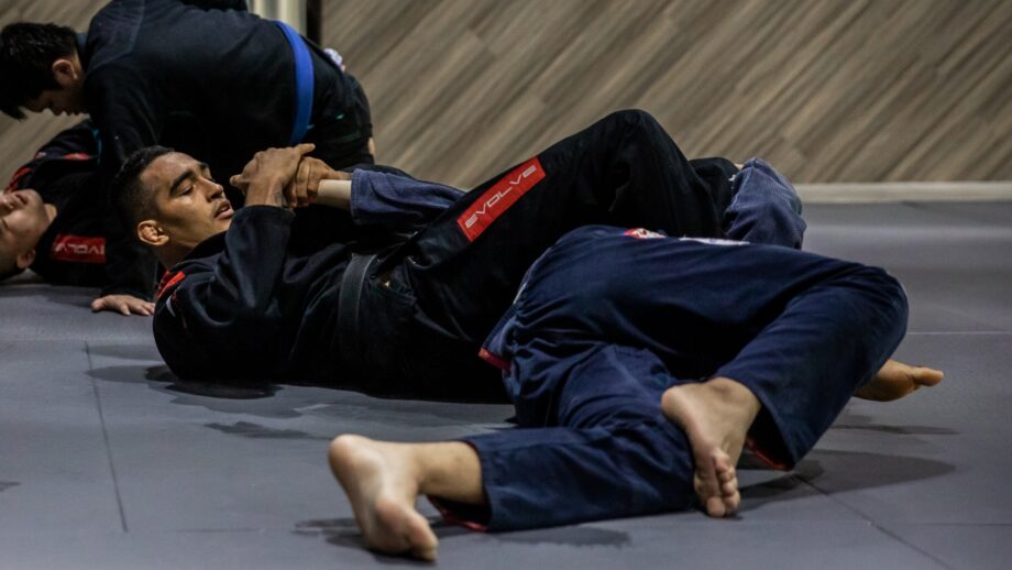 Here’s How To Perfect The Armbar In BJJ | Evolve Daily
