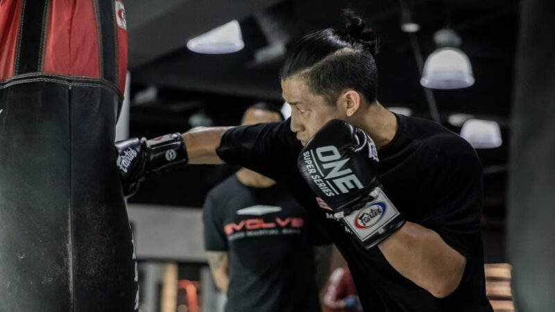 4 Types Of People You’ll Meet In A Boxing Gym | Evolve Daily