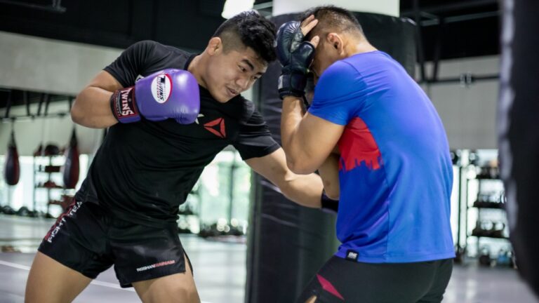 The Complete Beginner’s Guide To Boxing Defense | Evolve Daily