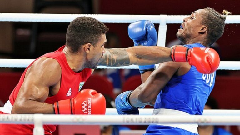 The 5 Most Powerful Displays Of Heart In Boxing | Evolve Daily