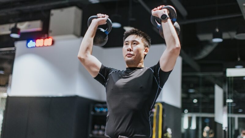 15 Kettlebell Exercises You Can Do For A Complete, Full Body Workout ...