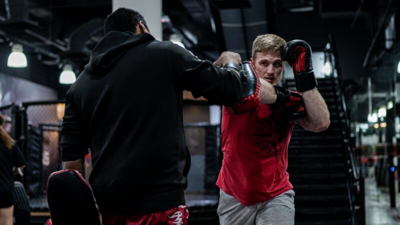 Developing Your Own Muay Thai Combinations: A Guide To Fluid And ...