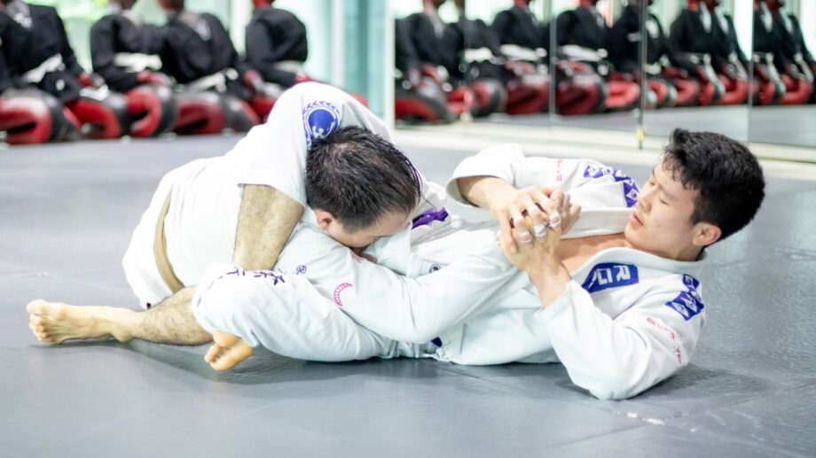 Intensity In BJJ: When To Flow And When To Smash | Evolve Daily