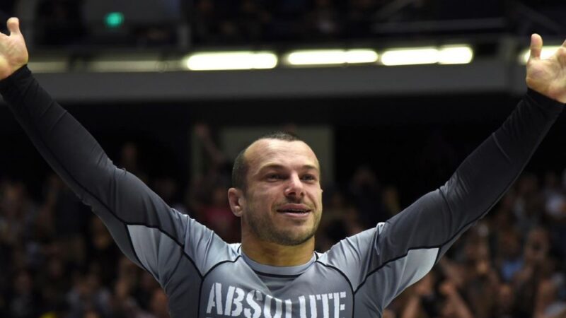 Giant Killer: The Evolution Of Lachlan Giles | Evolve Daily