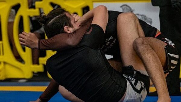 Mastering The Pinch Headlock And Shoulder Crunch In BJJ | Evolve Daily