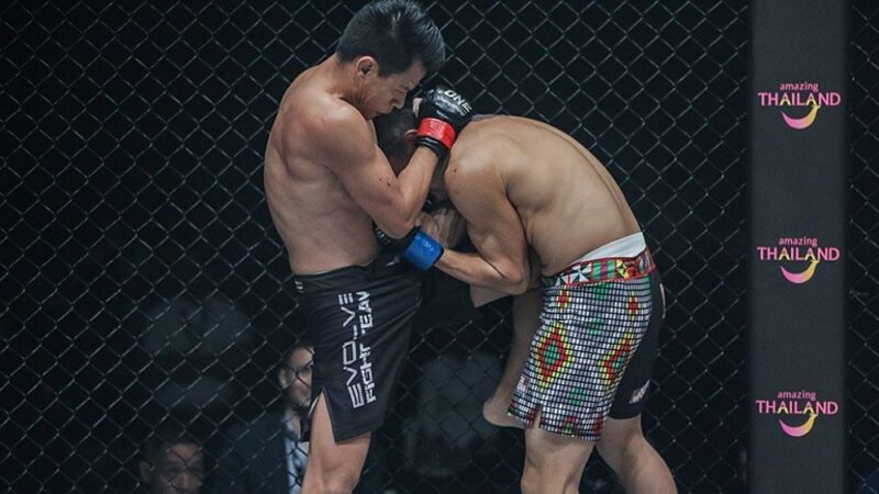 Breaking Down The Muay Khao Style In Muay Thai | Evolve Daily