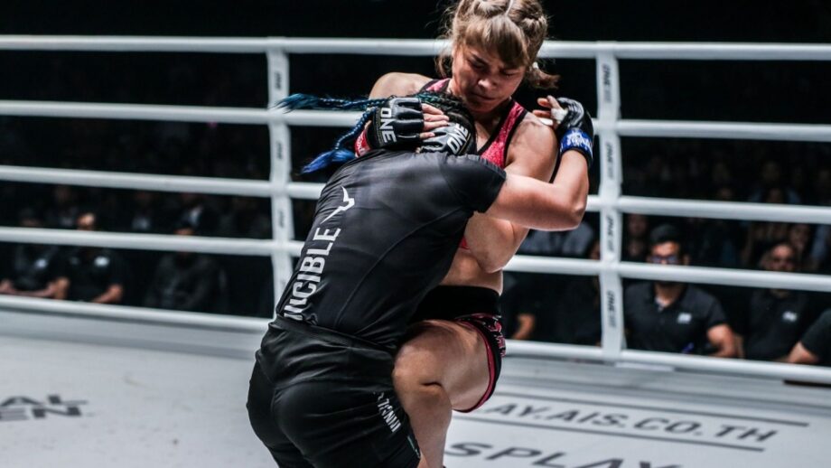 Most Effective Techniques Inside The Muay Thai Clinch | Evolve Daily