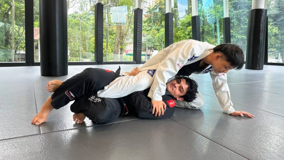 The 5 Best Sweeps From The Half Guard In BJJ | Evolve Daily