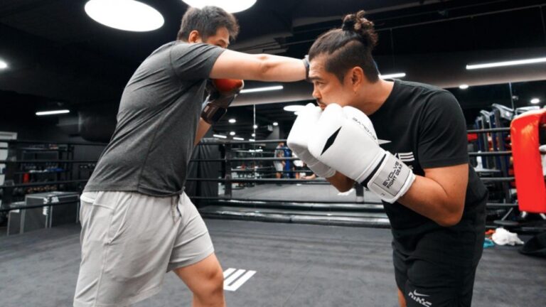 What Is The “Dempsey Roll” And How To Utilize It In Boxing | Evolve Daily